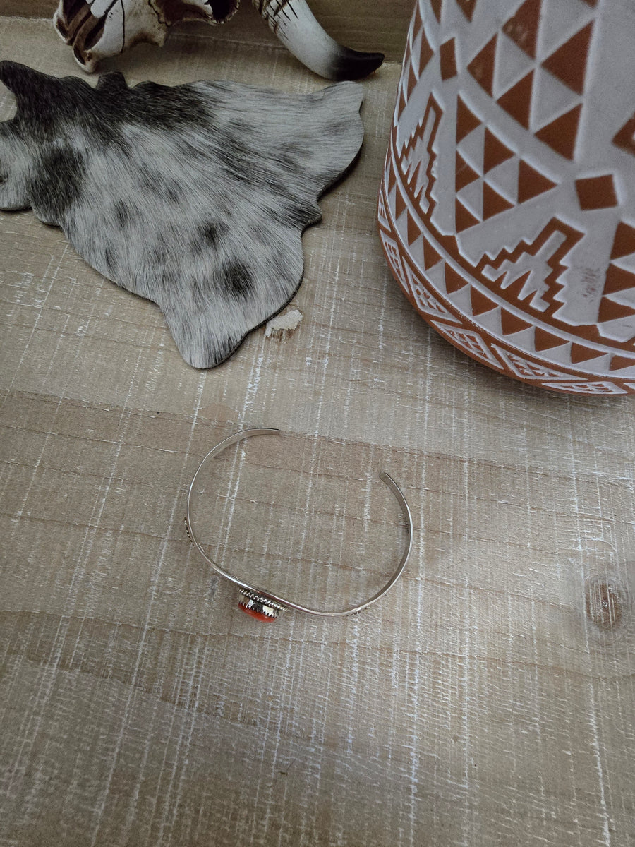 ESTHER WHITE NAVAJO CUFF – Kittie K Ranch and Co